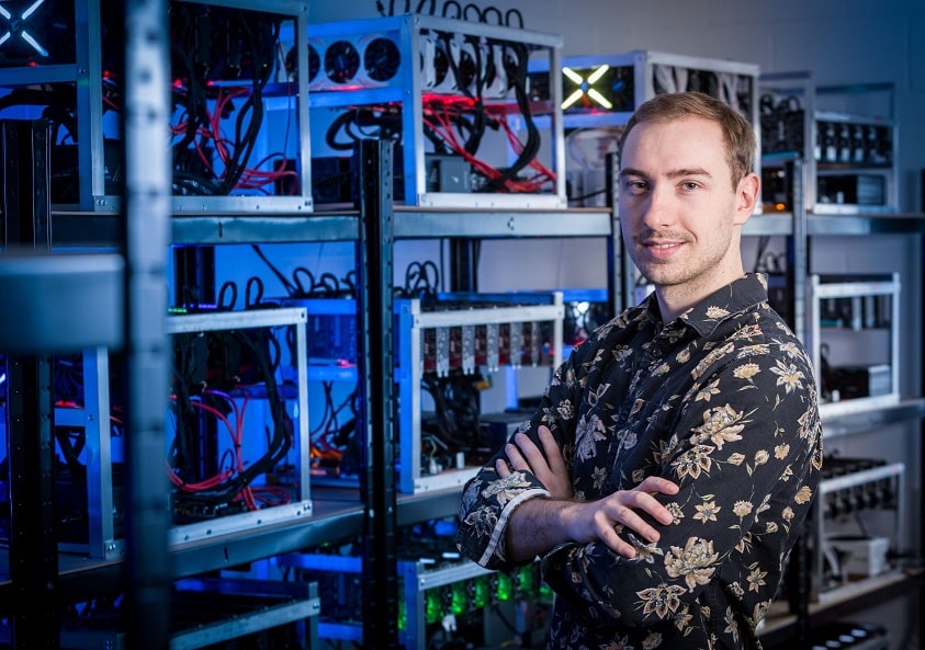 Manchester Cryptocurrency Entrepreneur Grows Business From £1,000 To £ ...