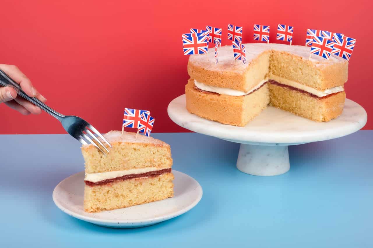 Cake And Conversation With The Royals: Experts Match Personality Traits ...