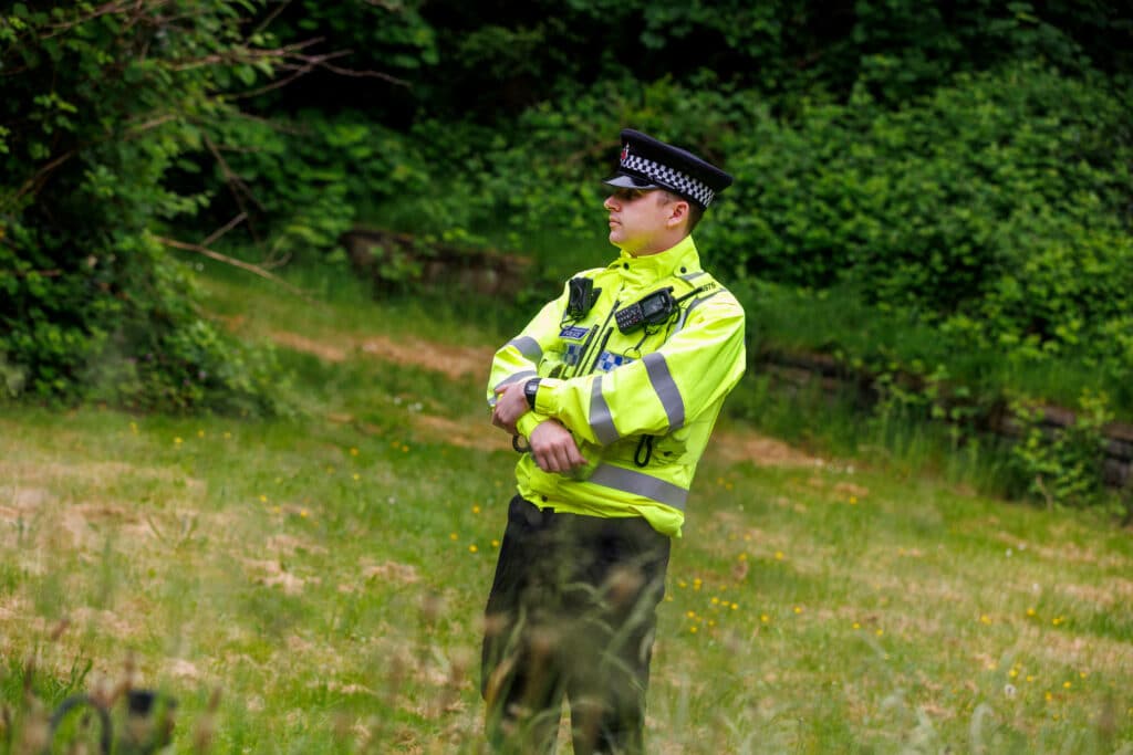 Detectives Search Worsley's Parr Fold Park As Stuart Everett Murder ...
